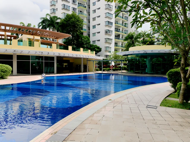 The Warren - HC - Singapore Student Accommodation | uhomes.com