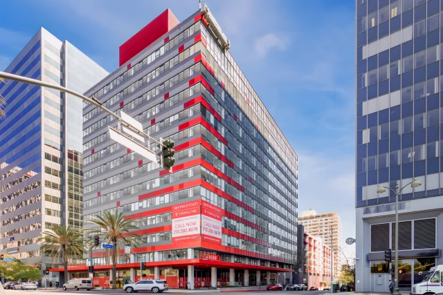Gemma North - Los Angeles Apartment Rentals | uhomes.com