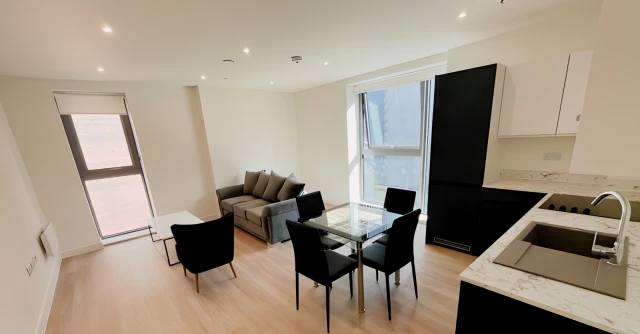 HL-Exchange Point - Manchester Student Accommodation | uhomes.com