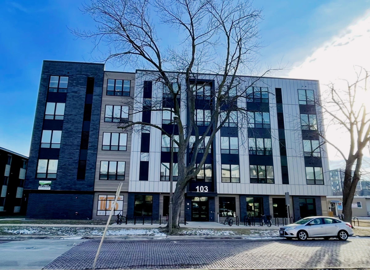 103 E. Healey St Champaign IL - Champaign Apartment Rentals | uhomes.com