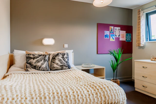 Crown House - Reading Student Accommodation | uhomes.com