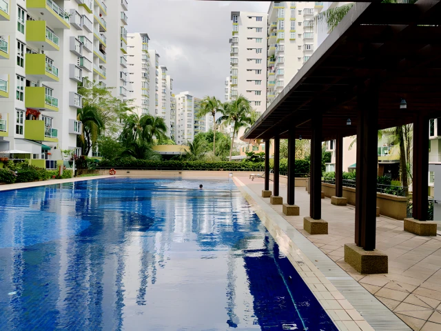 The Warren - HC - Singapore Student Accommodation | uhomes.com