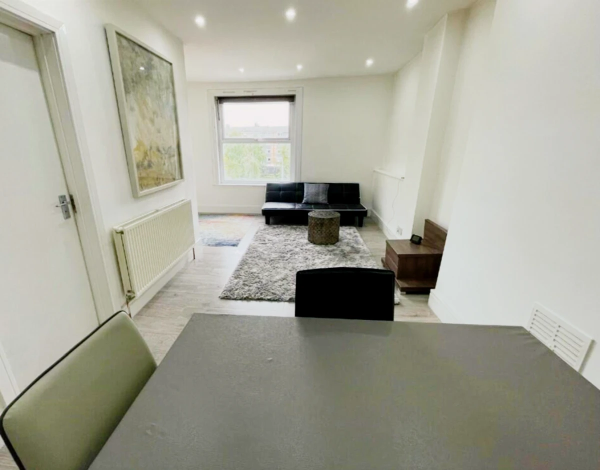 LH-Goldhawk Road - London Student Accommodation | uhomes.com