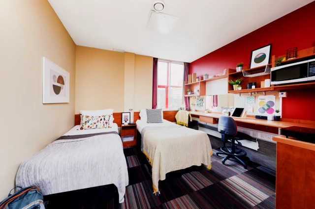 Burges House Room Tour-uhomes.com Live